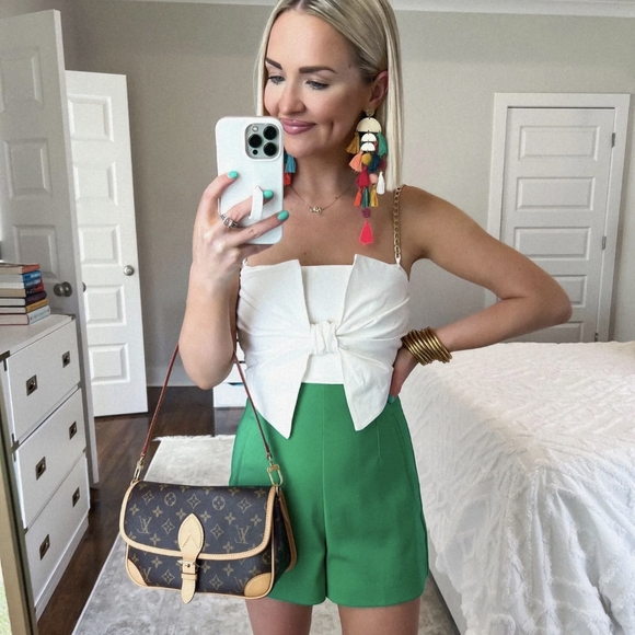 Zara | Tops | Zara Gold Chain Strap Bow Cropped Top White L Nwt | Poshmark